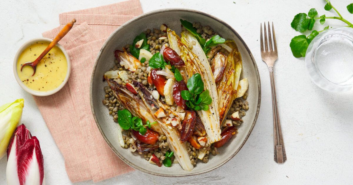 Roodlof-witlofsalade met dadels | Recepten uit onze maaltijdboxen ...
