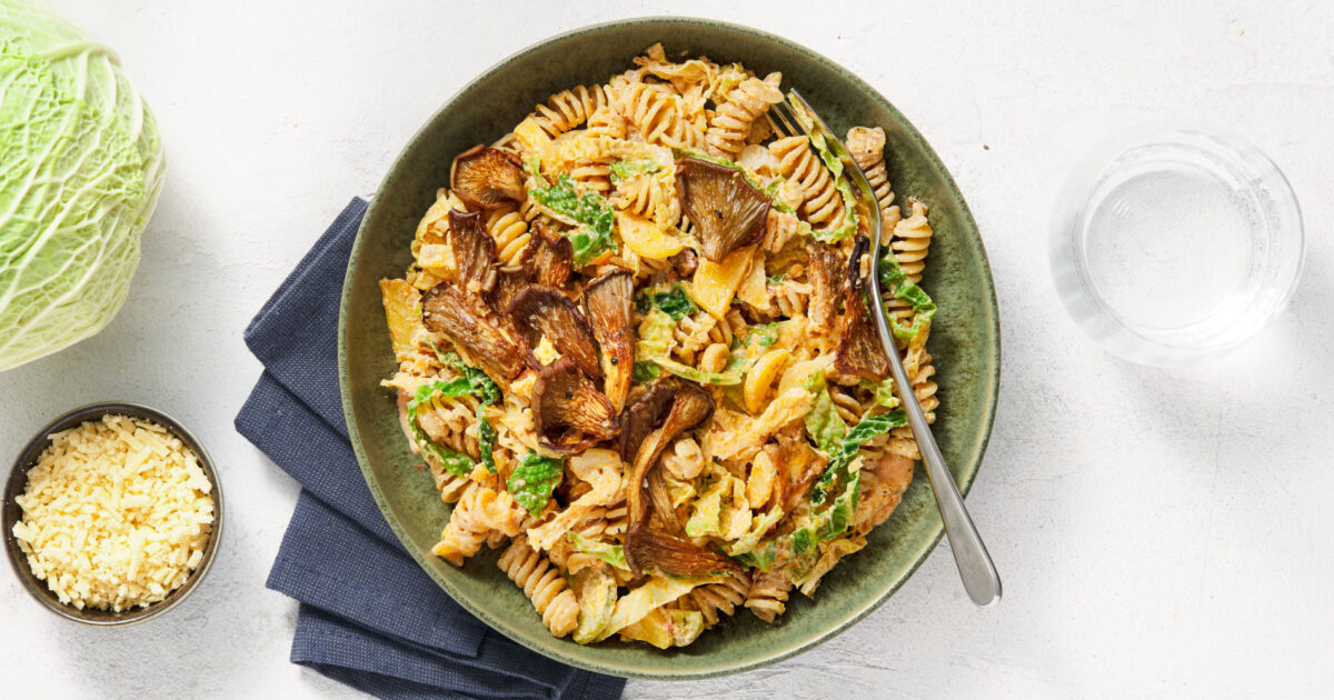 Romige pasta met rode pesto | Recepten uit onze maaltijdboxen | Crisp ...